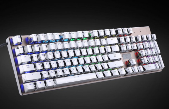 Metallic Keys Mechanical Gaming Keyboard | Blue Tooth Mouse Tech